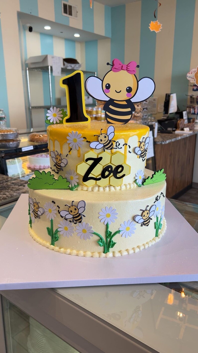Bee Cake Toppers. Bee Themed Party. - Etsy