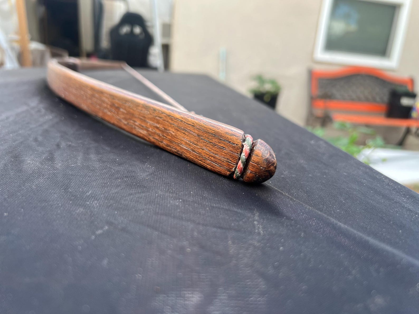 70 " Longbow, 50# @ 30", Solid Wood Red Oak, Leather Wrap, With String ...