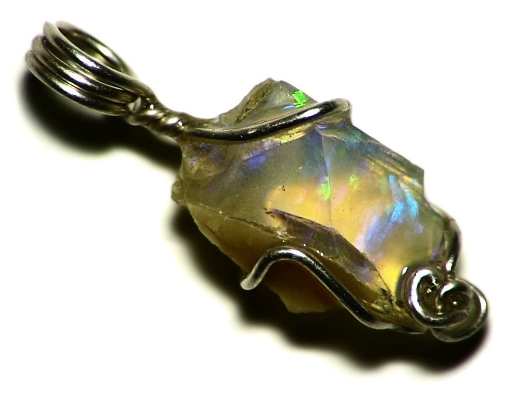 Rainbow Opal Pendant Necklace (4.5 Ct.) Ethiopian Welo Opal Necklace ...