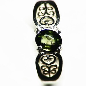 Green Tourmaline Ring, Size 7 Ring Silver (0.66 Ct) Faceted Oval Silver ...