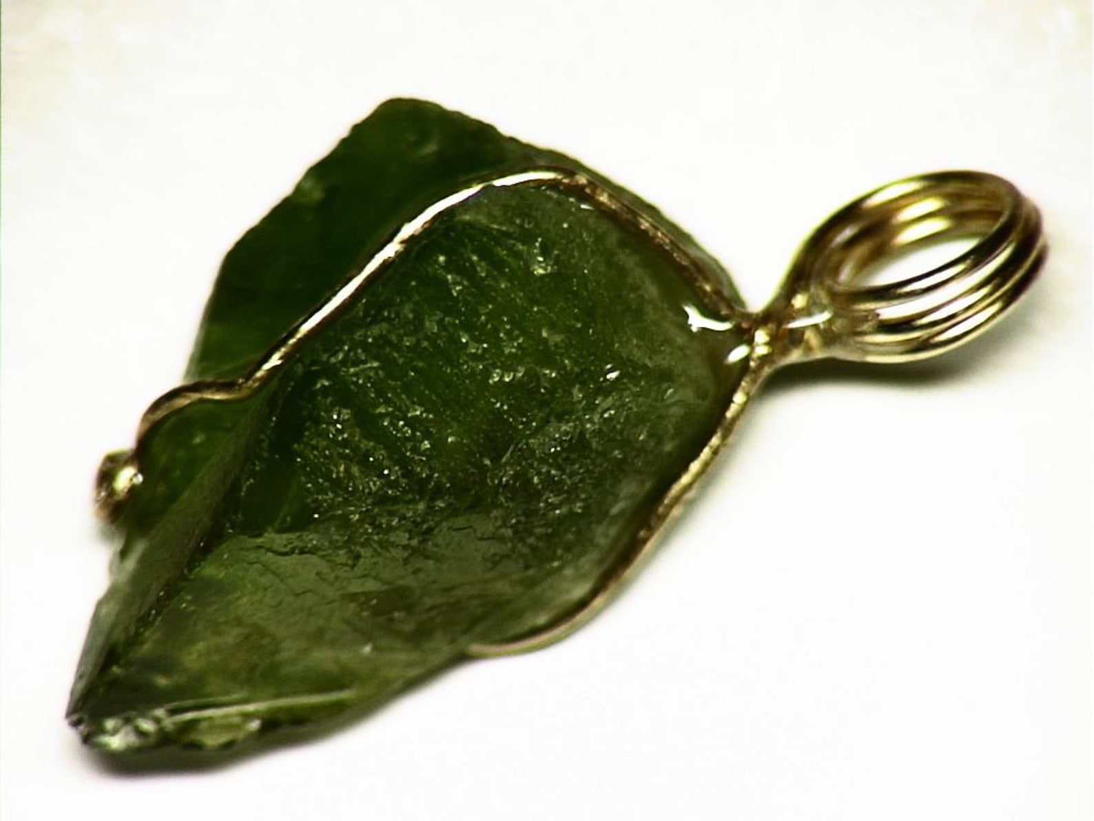 Raw Sphene Crystal Pendant 18 ct Chrome Sphene in 14k Yellow | Etsy