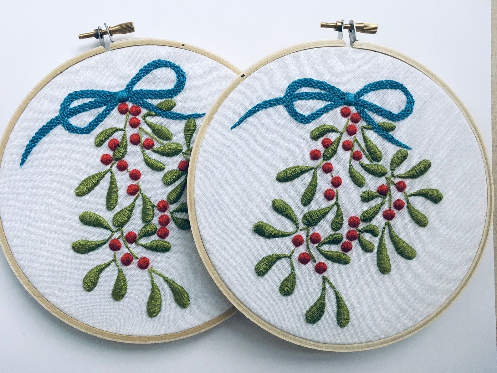 Mistletoe Embroidery PDF Pattern by Mlmxoxo. Modern - Etsy