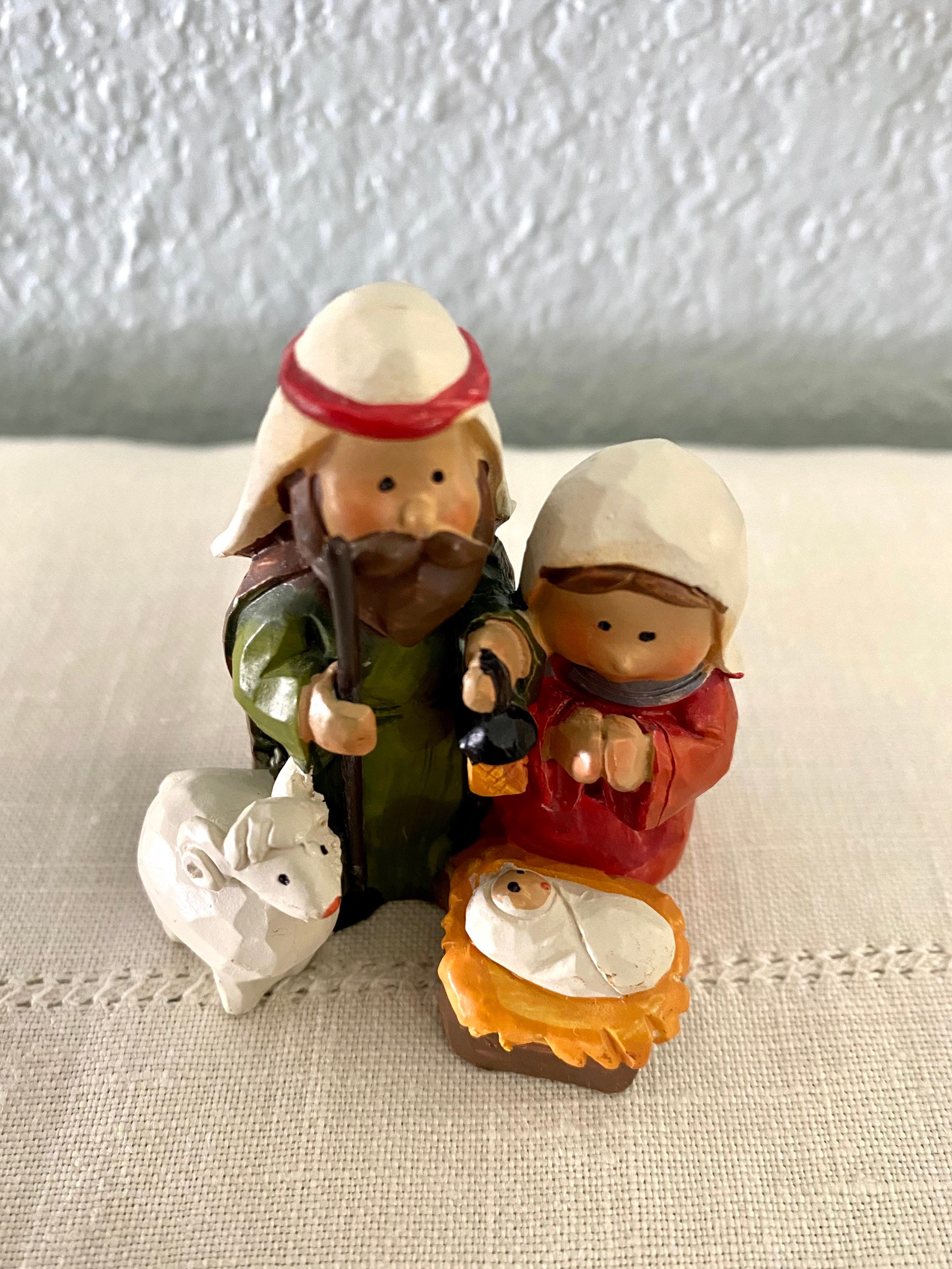 Small One Piece Nativity - Etsy