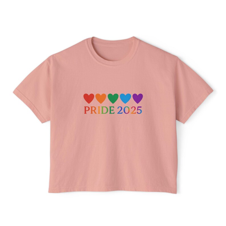 Pride 2025 Crop Top | Rainbow Heart LGBTQ Shirt | Cute Queer Sapphic ...