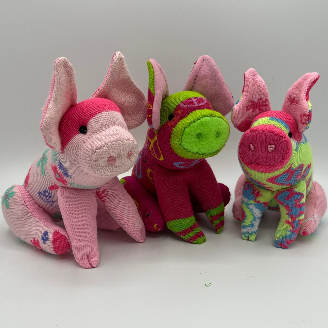 3 LITTLE PIGS From WOODSTOCK a Trio of Hippie Sock Toys Inspired by My ...