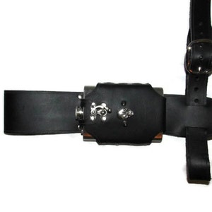 Leather Leg Flask Holster With Optional Skull Concho and Spikes - Etsy