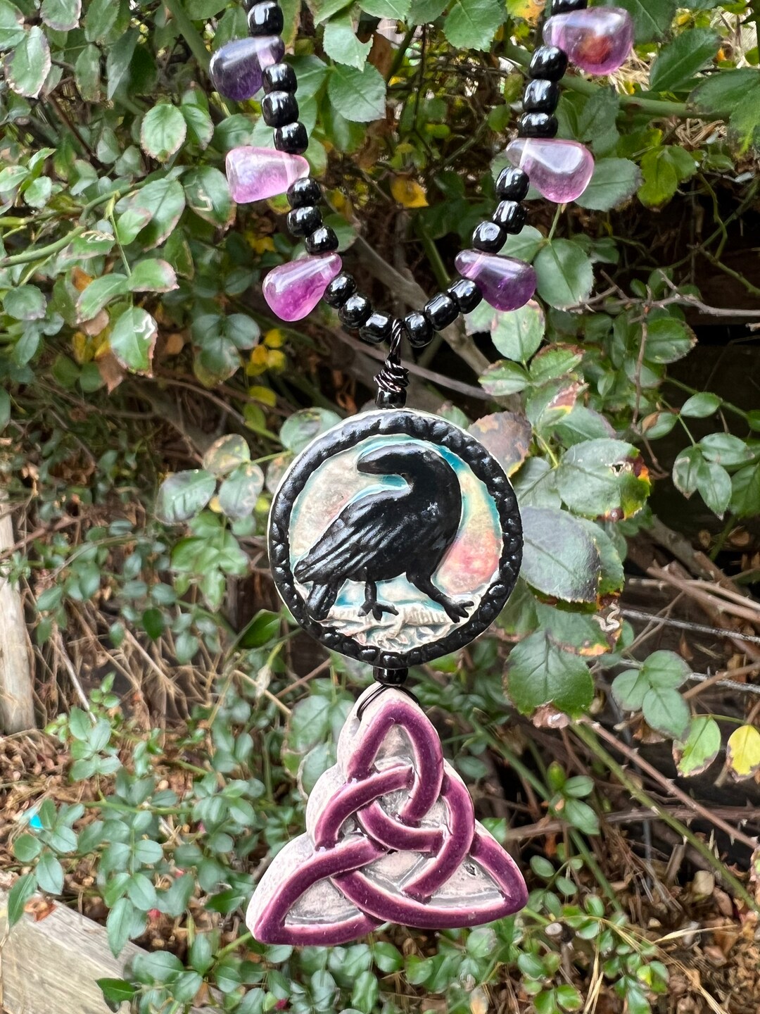 Raven Triquetra Necklace (celtic Gaelic Irish) - Etsy