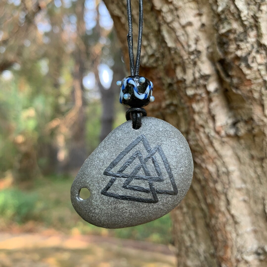 Valknut Holey Stone Amulet odin Wotan Valhalla Viking Heathen Asatru ...