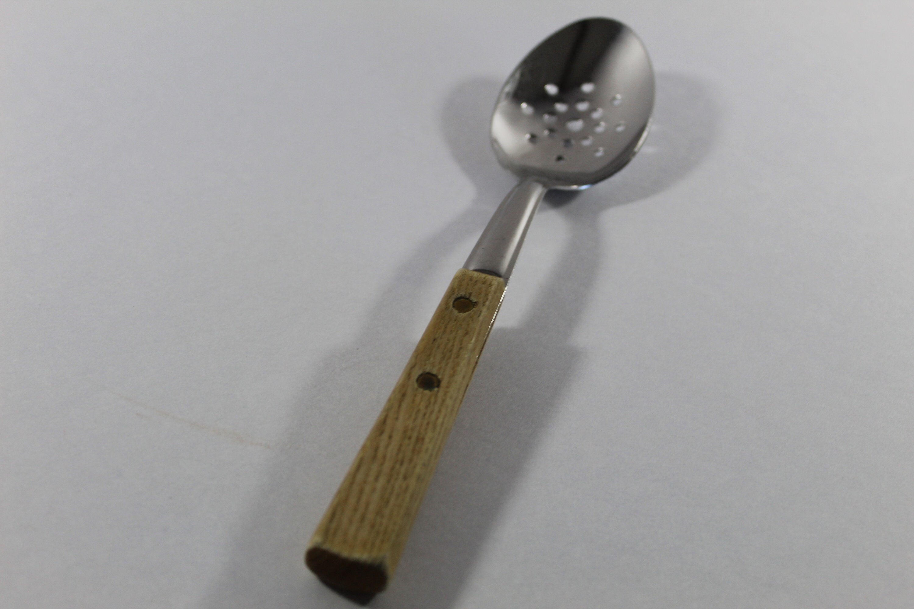Ekco Slotted Tablespoon Serving Spoon, Wood Handled USA Kitchen Utensil ...