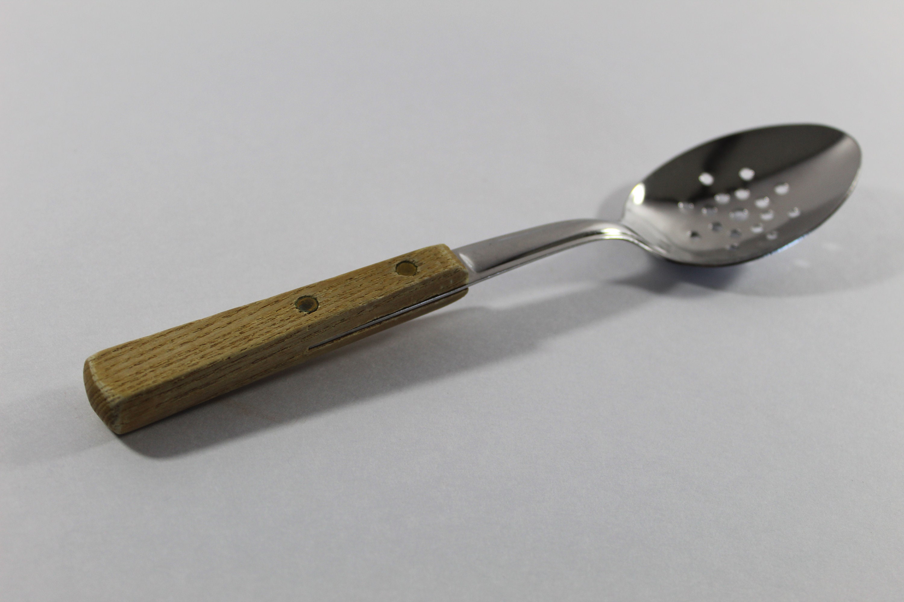 Ekco Slotted Tablespoon Serving Spoon, Wood Handled USA Kitchen Utensil ...