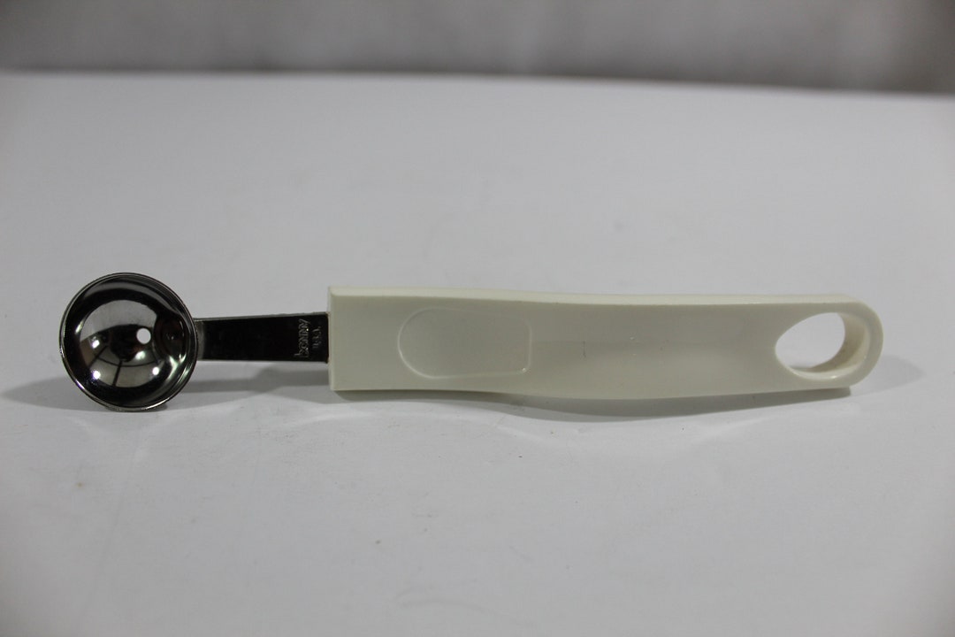 Vintage Bonny USA Melon Baller, White Plastic Handle, Stainless Steel ...