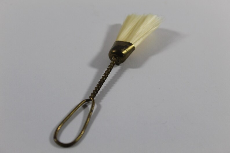 Vintage Singer Sewing Machine Lint Brush With Twisted Wire Handle White ...