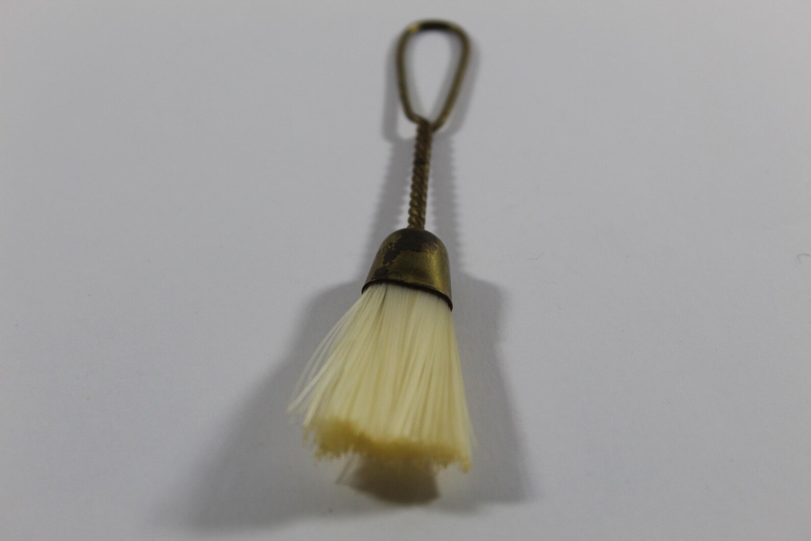 Vintage Singer Sewing Machine Lint Brush With Twisted Wire Handle White ...