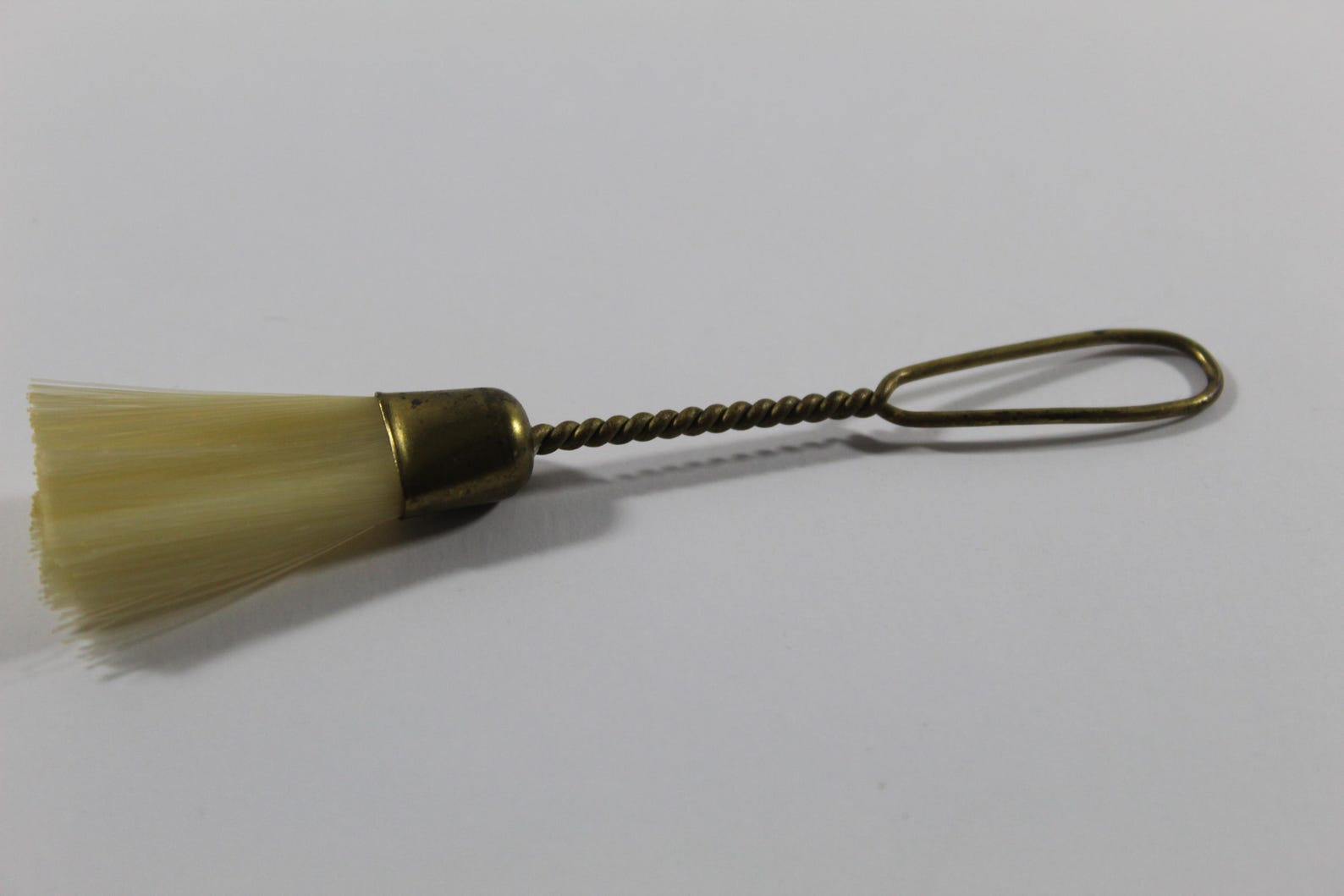 Vintage Singer Sewing Machine Lint Brush With Twisted Wire Handle White ...