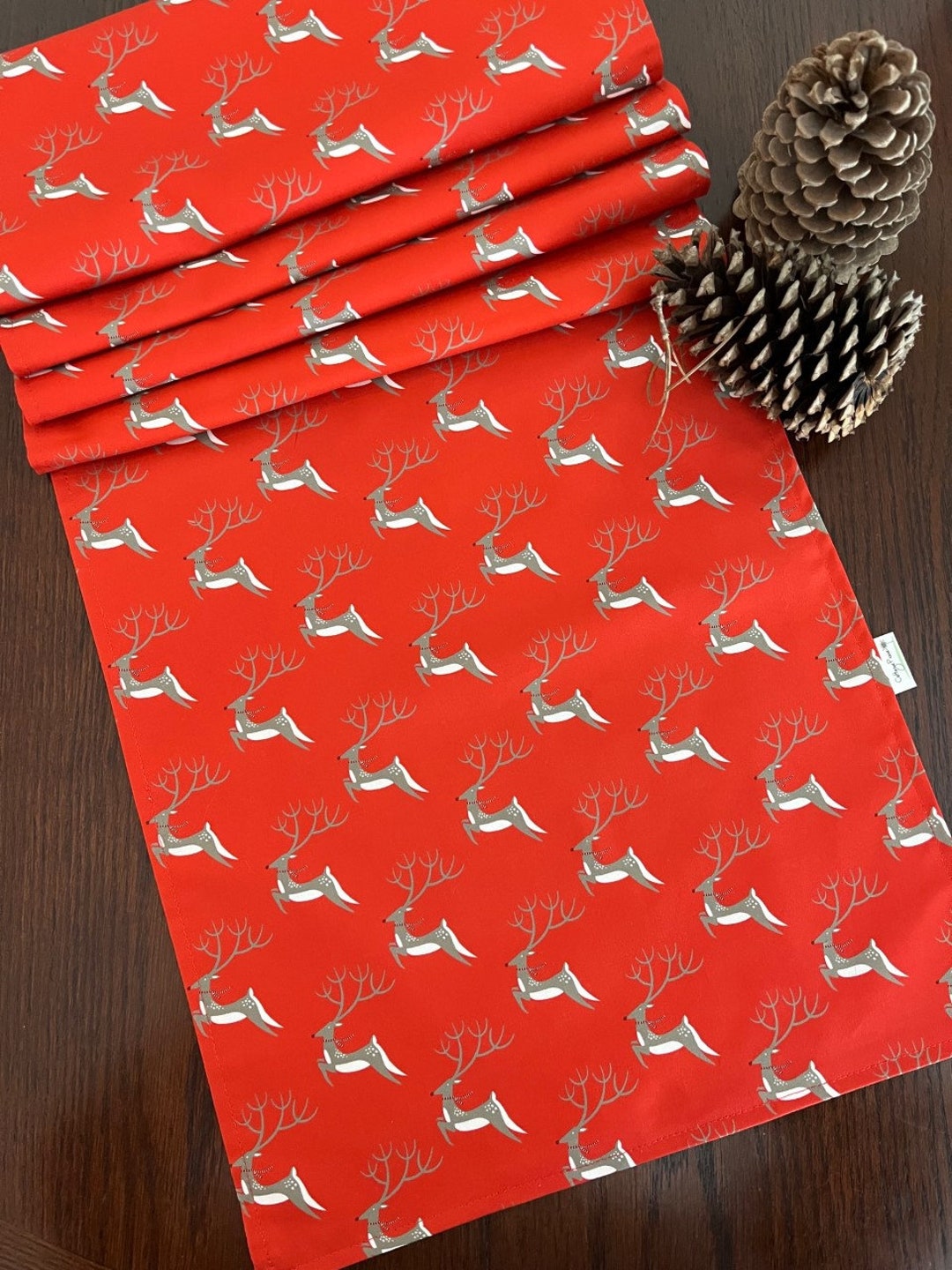 Farmhouse Christmas Table Runner, Rustic Red Reindeer Holiday Table ...
