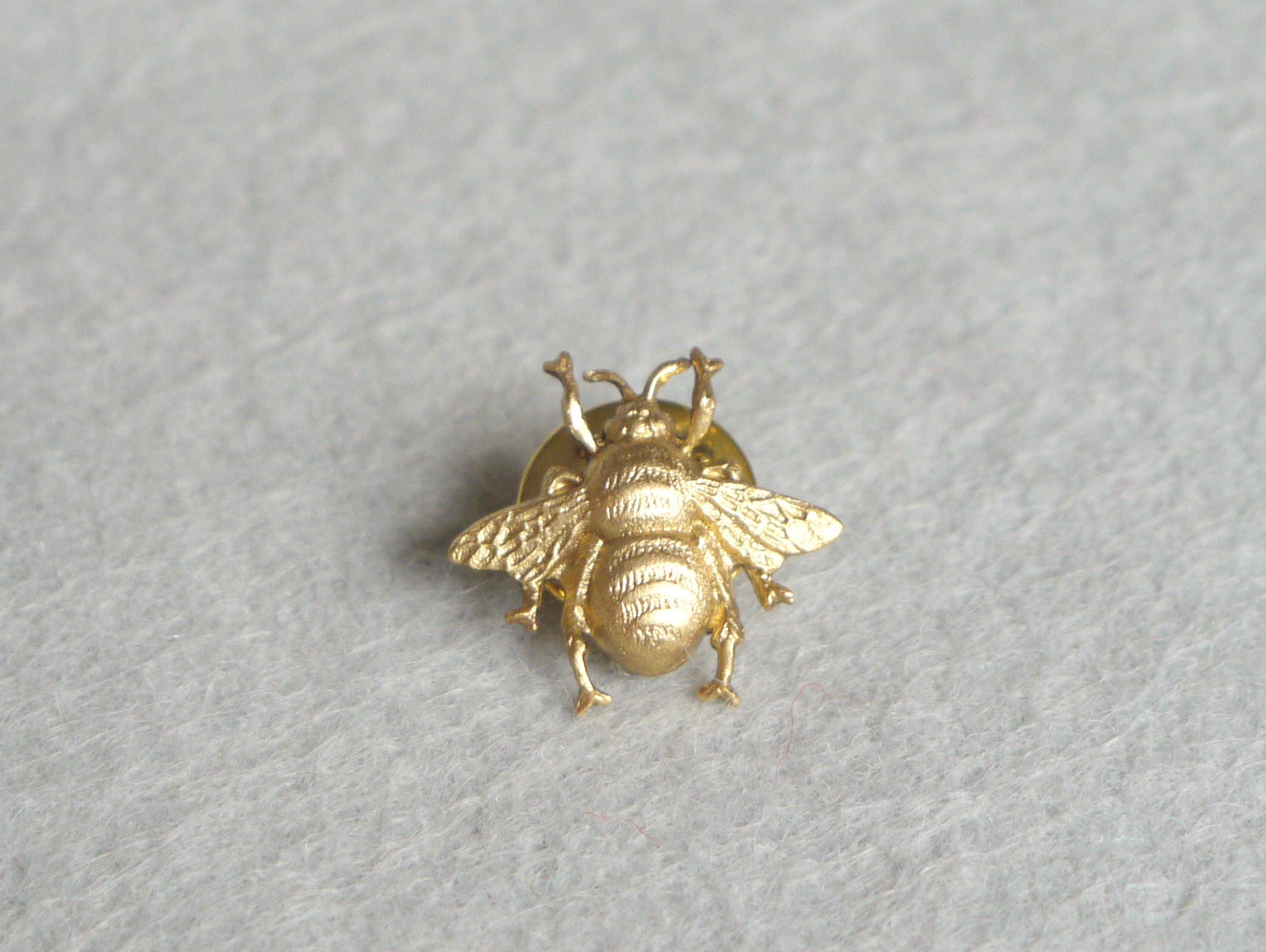 Small Gold Bumble Bee Pin Badge Bumblebee Insect Pin Lapel Etsy