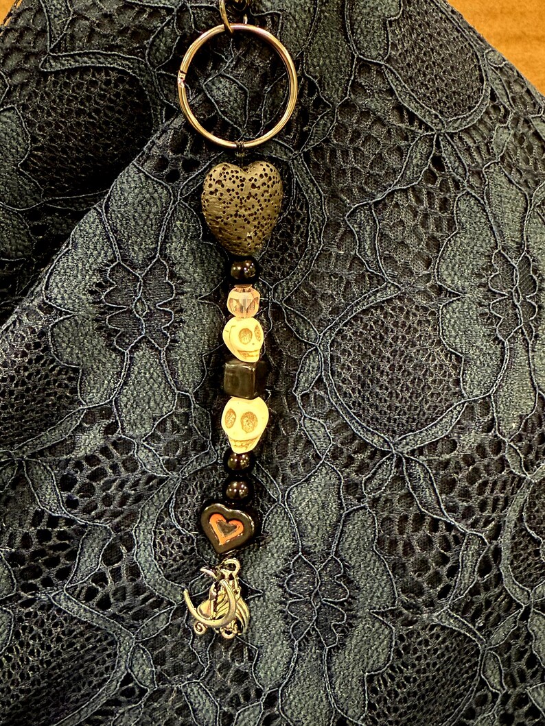 Skull Keychain Charm, Gothic Bag Charm, Halloween Key Ring Accessory ...