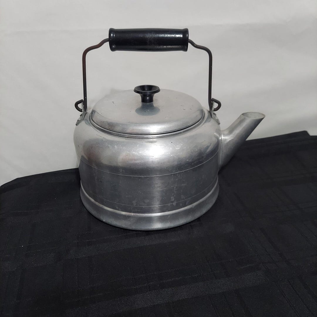 1950s COMET Aluminum Teapot Tea Kettle With Wooden Handle Coffee Pot 7 ...