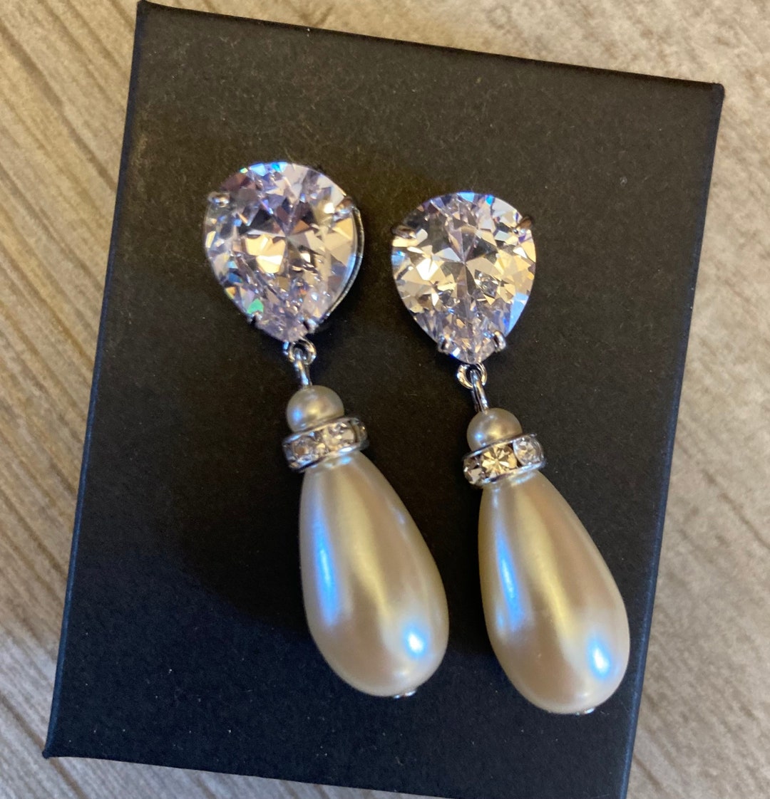 Pearl Earrings Pear Shape Pearl in Light Cream Ivory Large Tear Drop ...