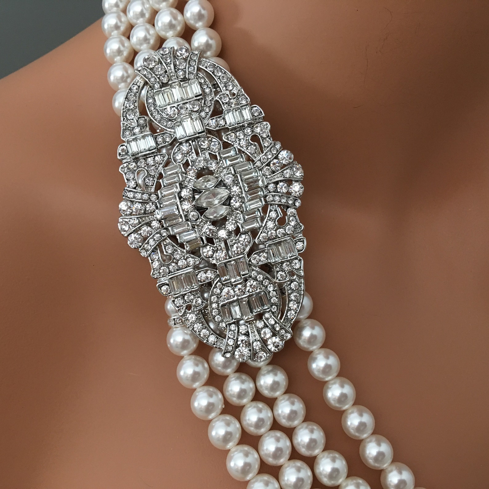 Long Flapper Pearl Necklace Great Gatsby with Backdrop and Art | Etsy