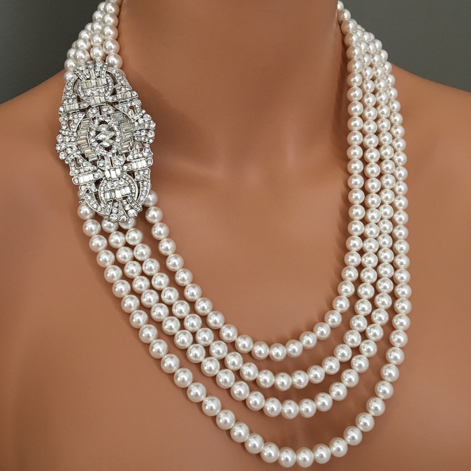 Long Flapper Pearl Necklace Great Gatsby With Backdrop and Art - Etsy