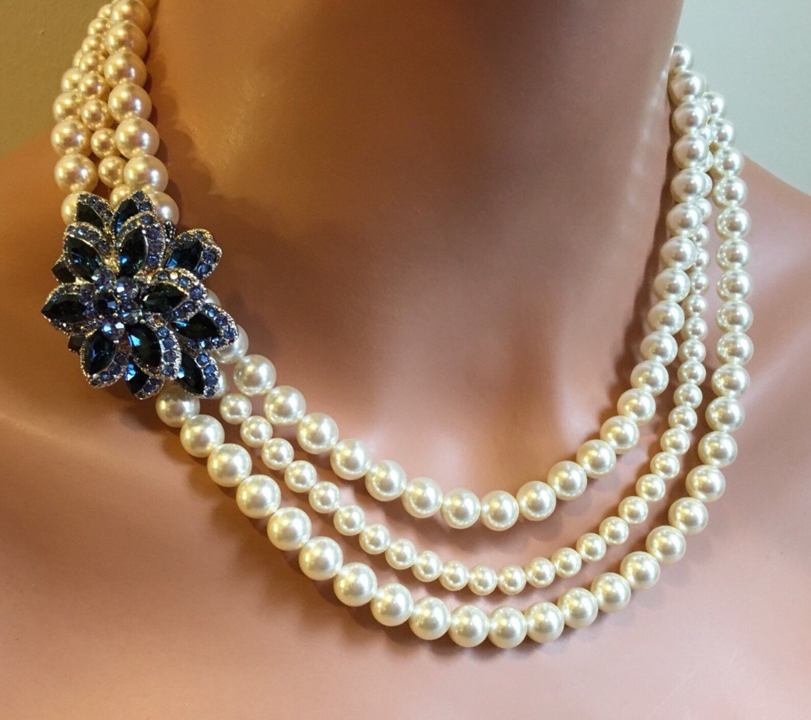 Navy Blue Brooch Rhinestone With Small Light Sapphire Blue - Etsy