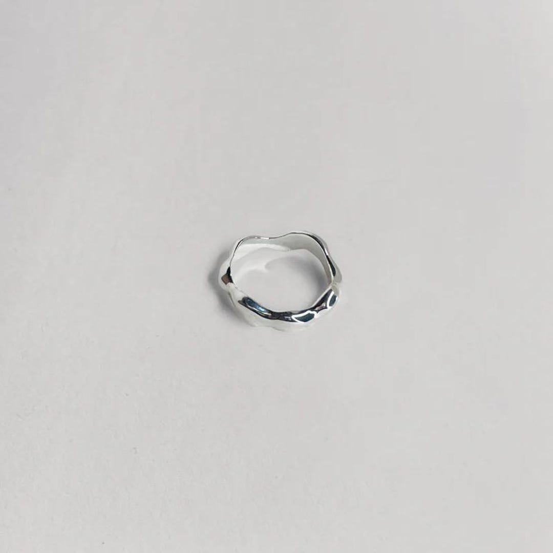 Ala Ring - Akasa Collection | Simple Minimalist Wavy Design Ring ...