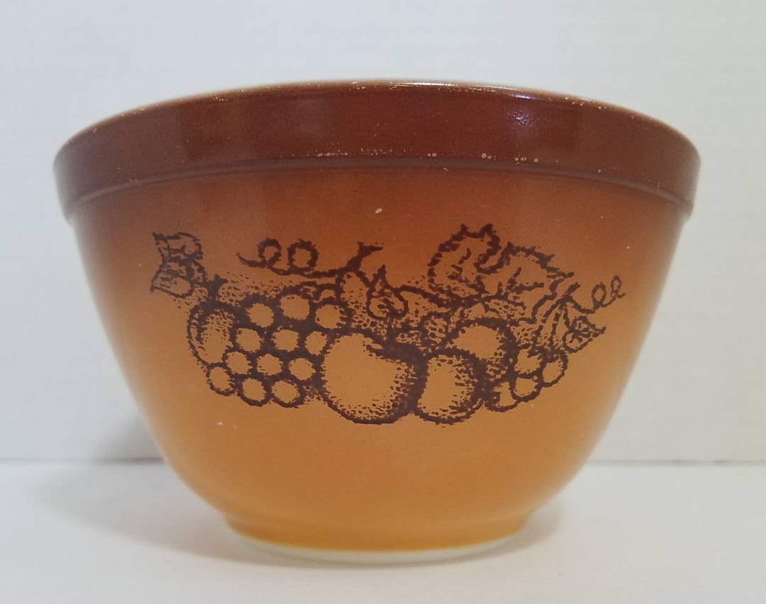 Pyrex Round Mixing Bowl # 401 Vintage Glass Old Orchard Pattern 1970's ...