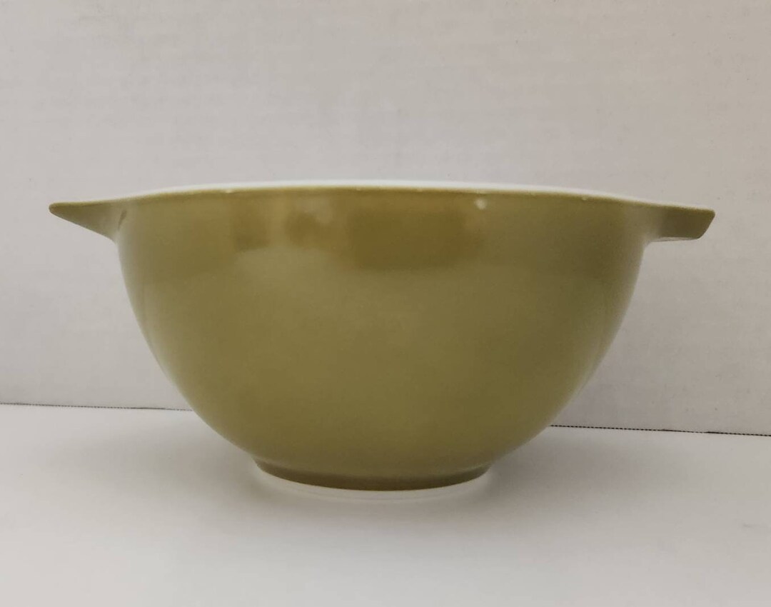 Pyrex Vintage Verde Pattern Cinderella Bowl Solid Avocado Color 441 ...