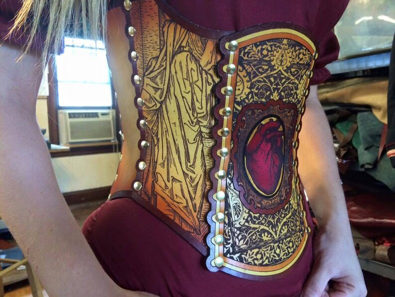 Hard Leather Anatomical Heart Corset Custom - Etsy