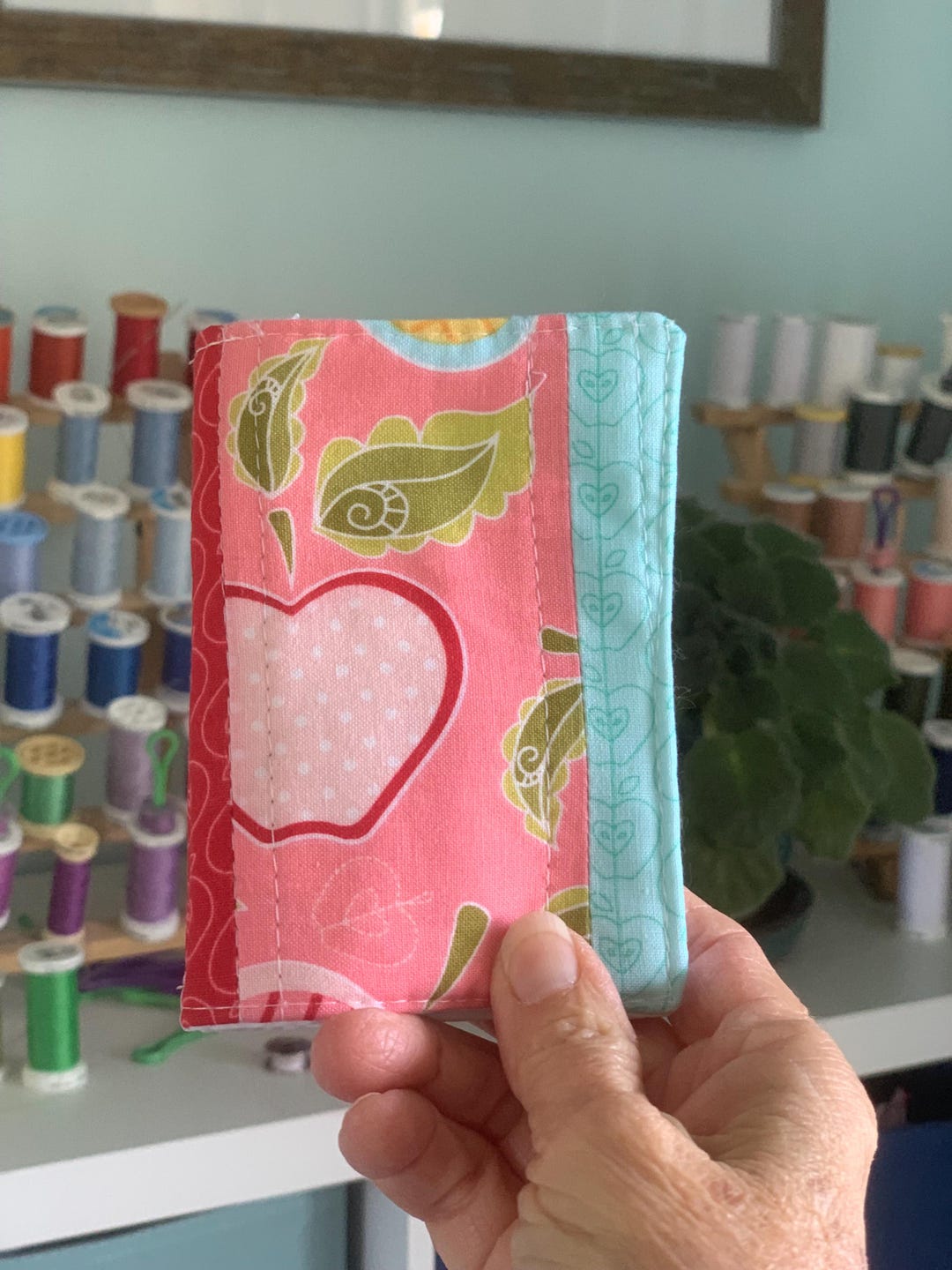 Patchwork Needle Book: Apple Print Fabric, Travel Sewing Needle Holder ...