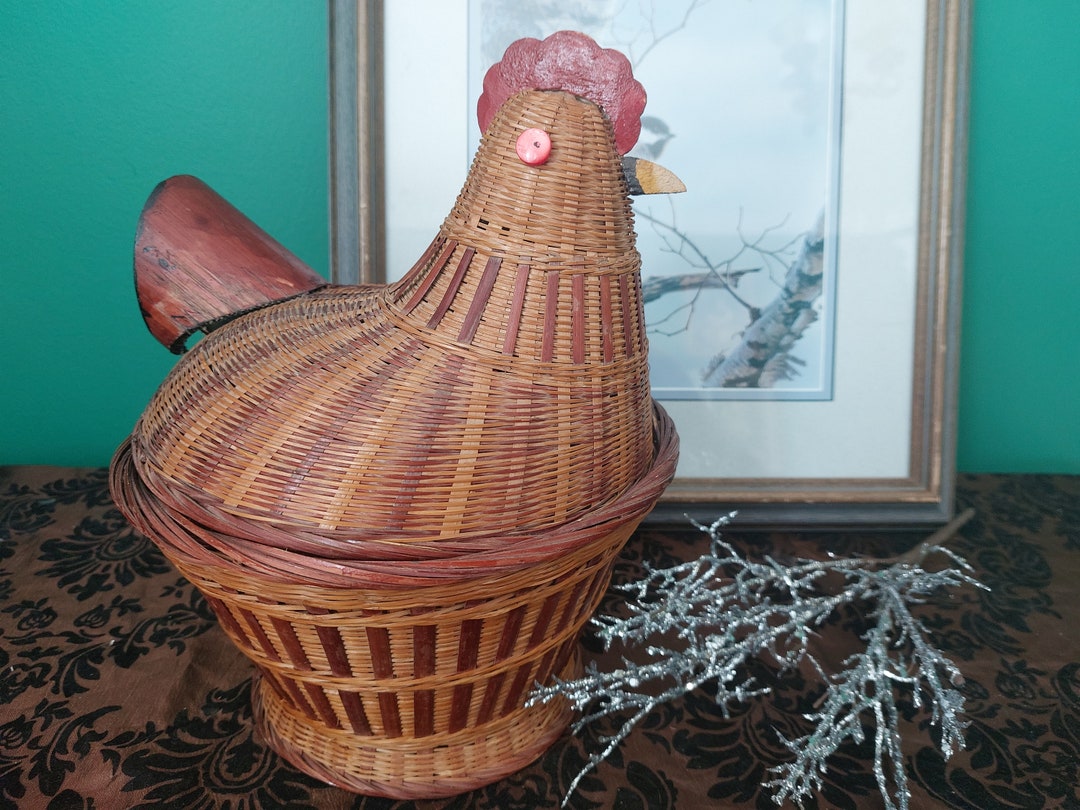 Incredible Vintage Primitive Hen Rooster Basket Kitchen Decor Country ...