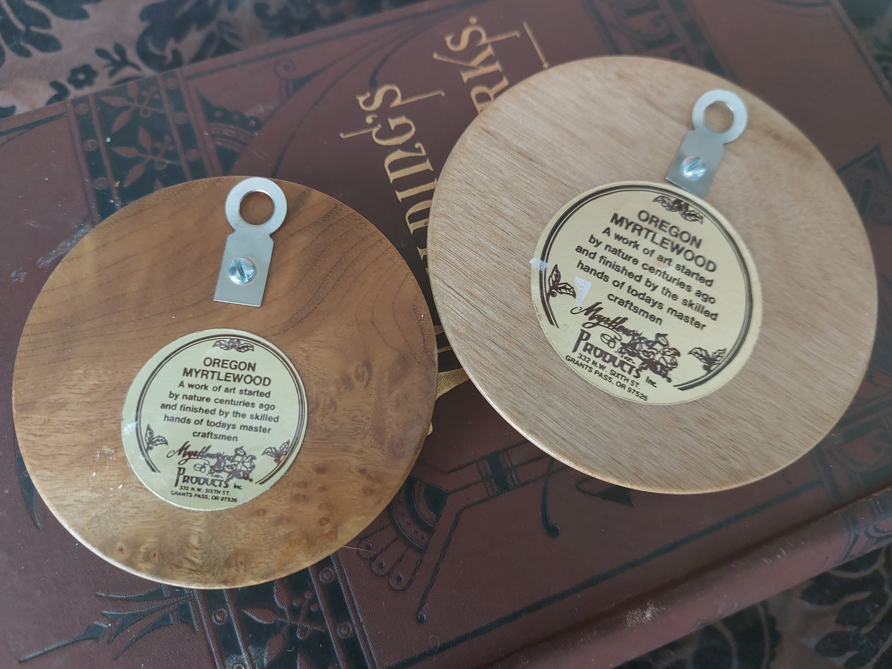 Vintage Pair of Small Hand Painted Oregon Myrtle Wood - Etsy