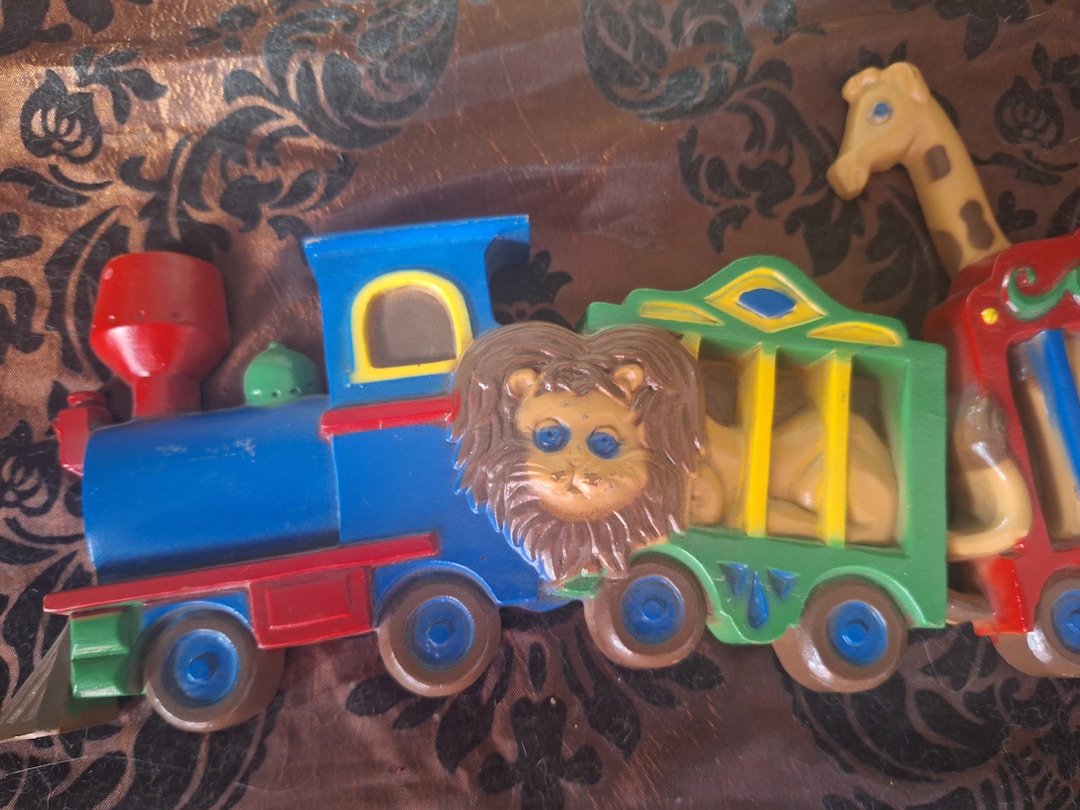Vintage Nursery Wall Hanging Circus Art Lion Train Giraffe Kidcore 80s ...