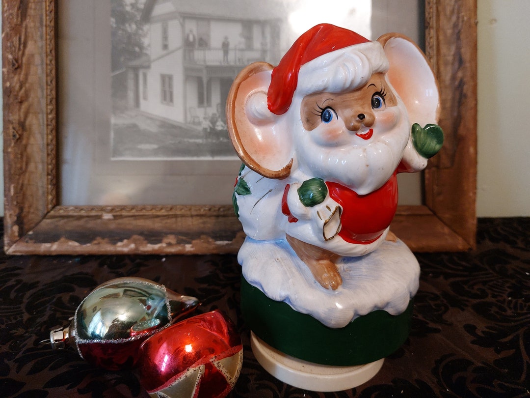 Adorable Vintage Christmas Mouse Santa Musical Plays Music Wind up ...