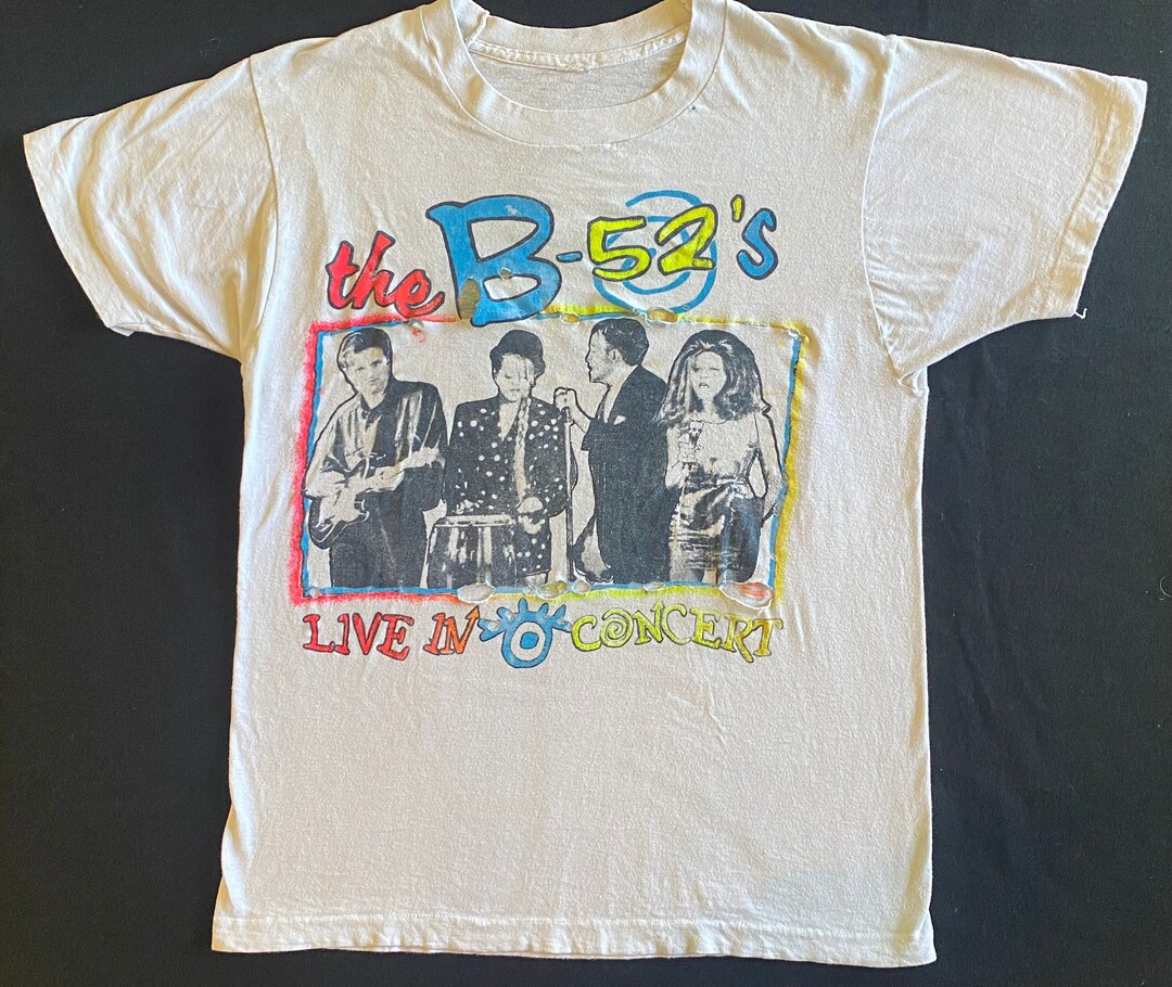 The B-52s 90’s Totally Trashed Live in Concert Cosmic Thing on Tour Faded Ripped Torn Worn White ...