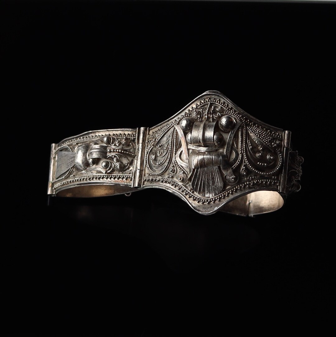 Vintage Bali Java Indonesian Sura Sterling Silver Filigree Dragon Cuff ...