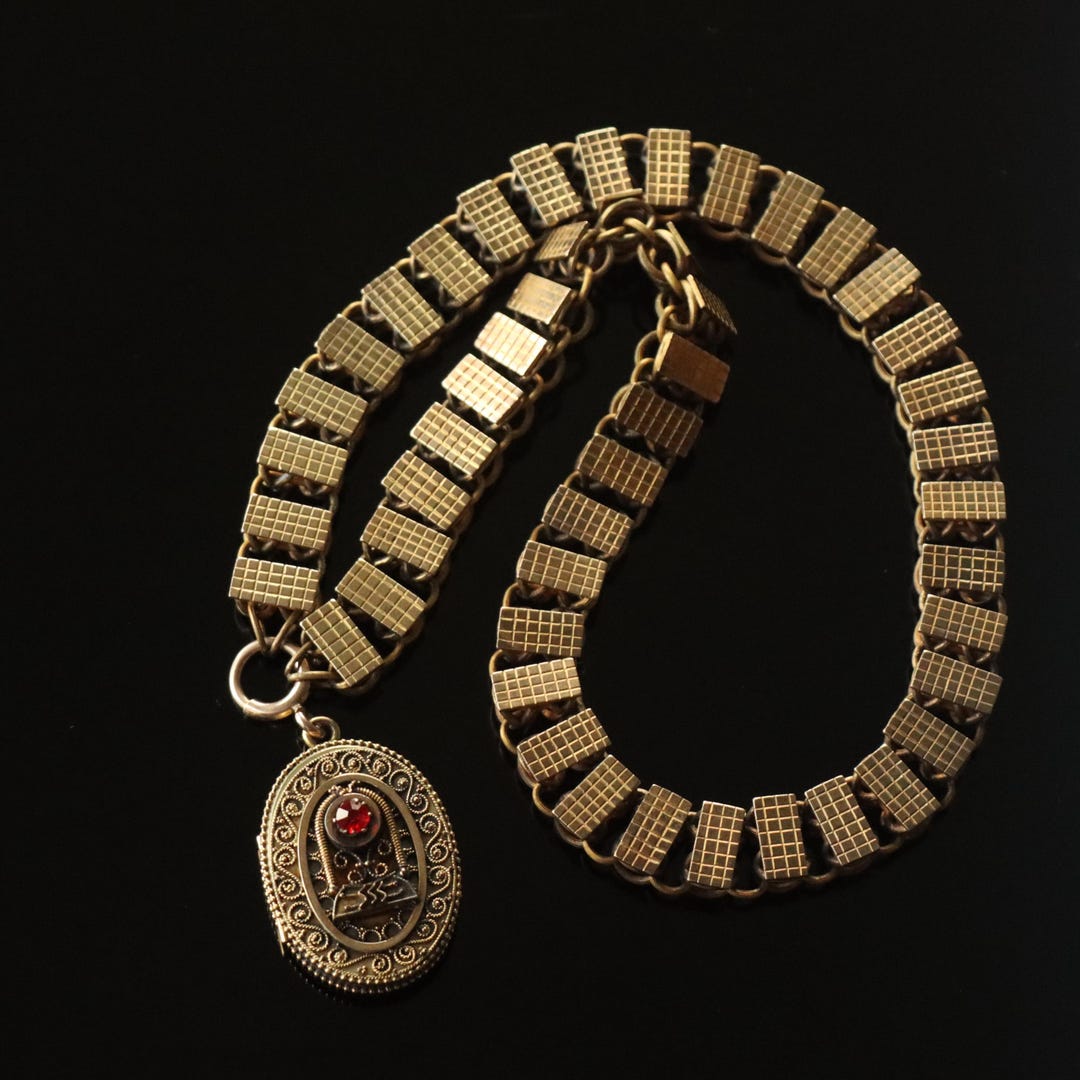 Victorian Cased Yellow Gold Book Chain Necklace With Etruscan Revival ...