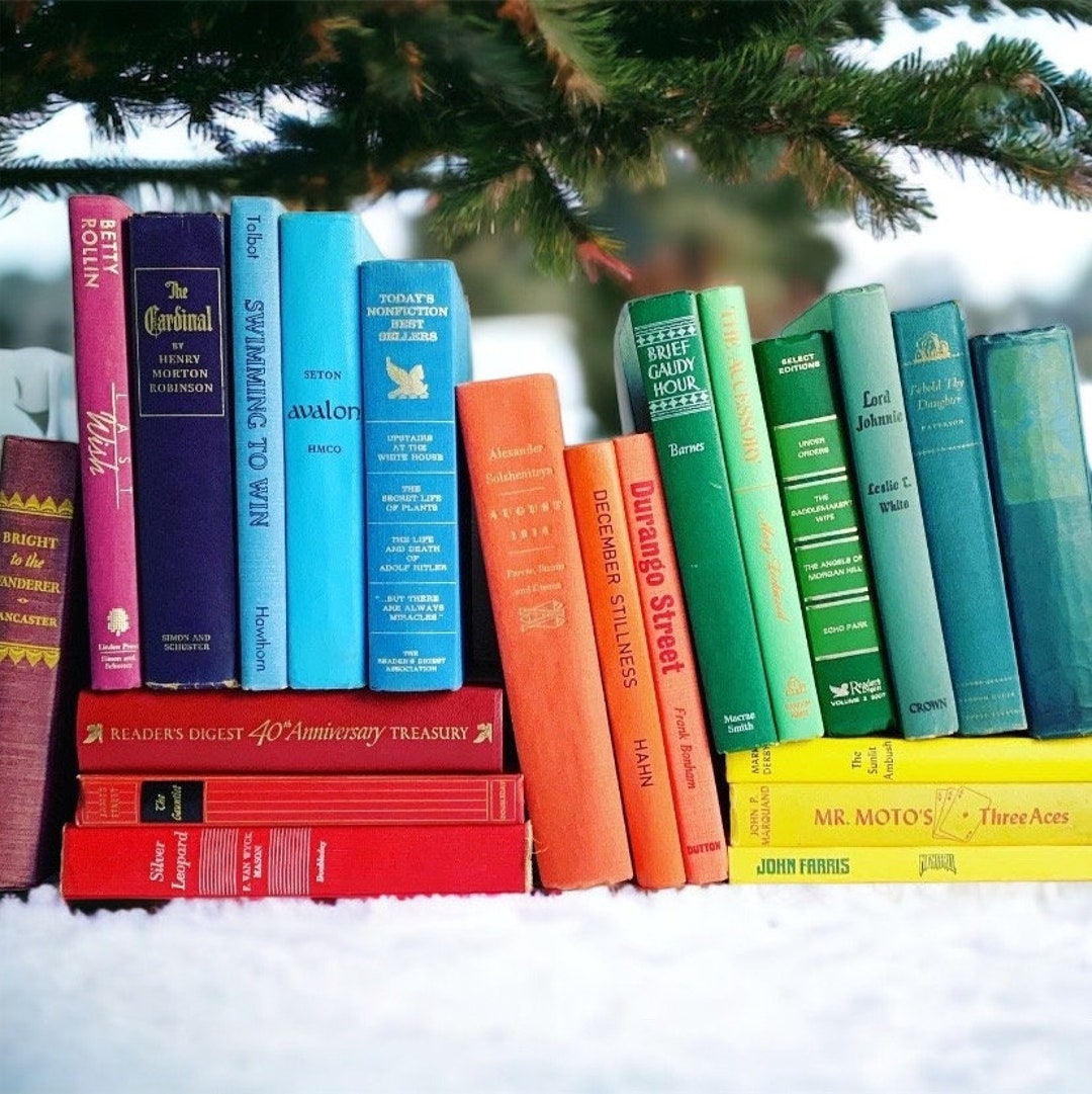 Vintage Books by the Foot Instant Library Decorative Book Stack of 21 ...