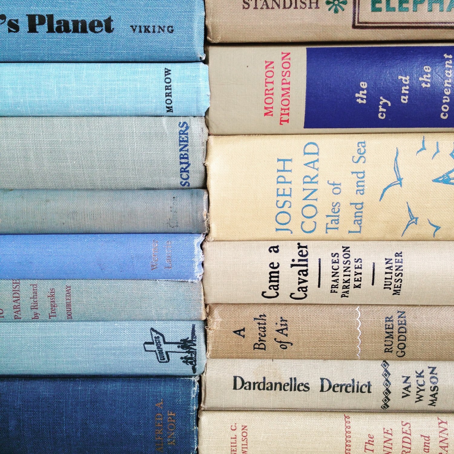 Vintage Books by the Foot Instant Library Decorative Book Stack 25 ...