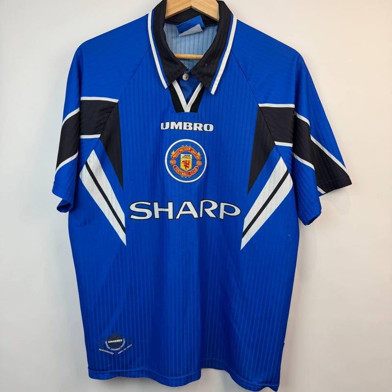 Manchester United Sharp Jersey - Etsy