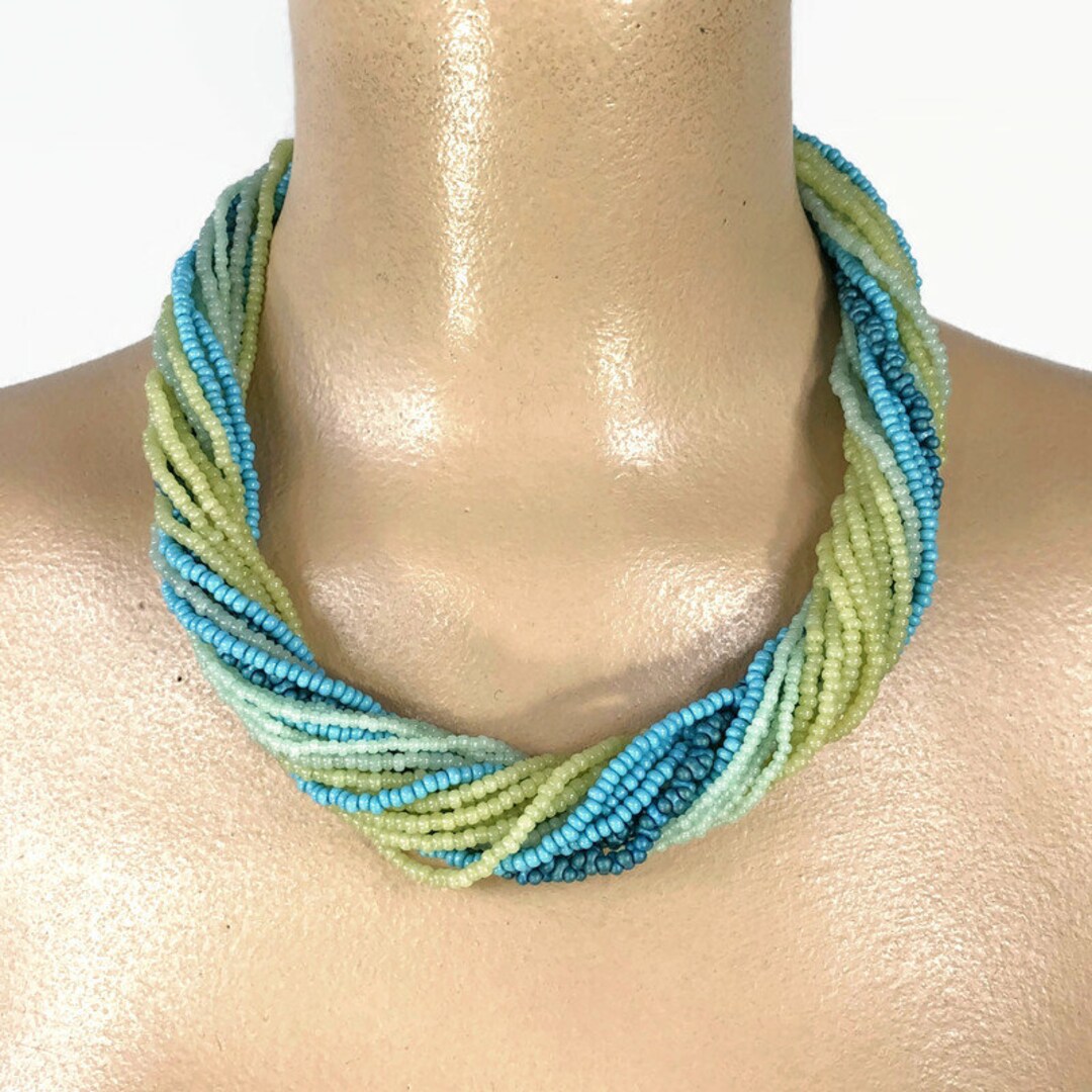 VINTAGE 50s 60s Glass Seed Bead 20 Strand Beaded Torsade Choker ...