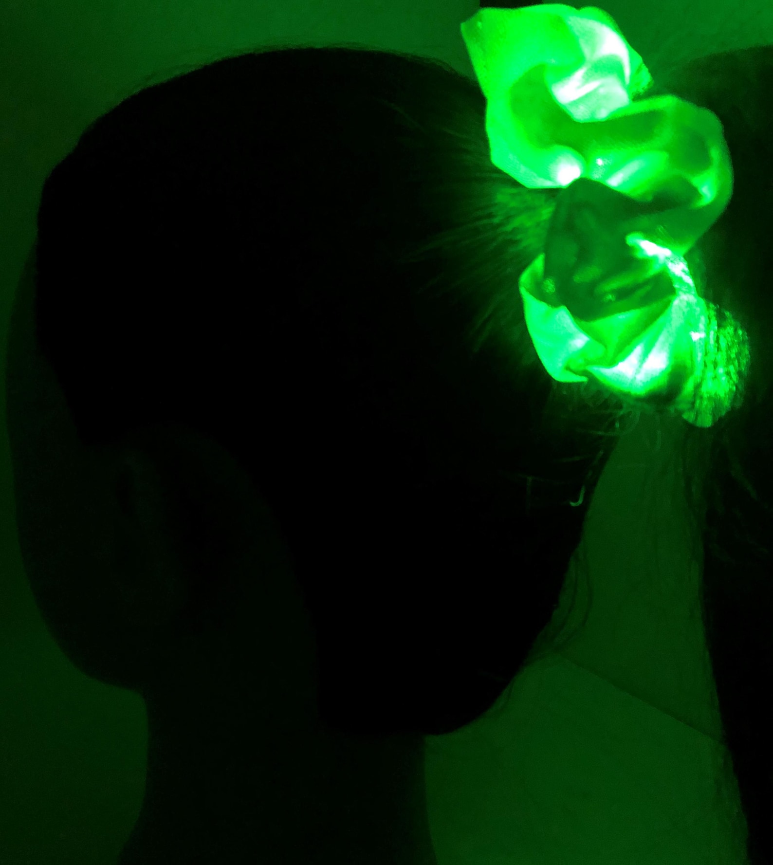 LED Light up Scrunchie Green – Glow-in-the-dark Hair Accessories for ...