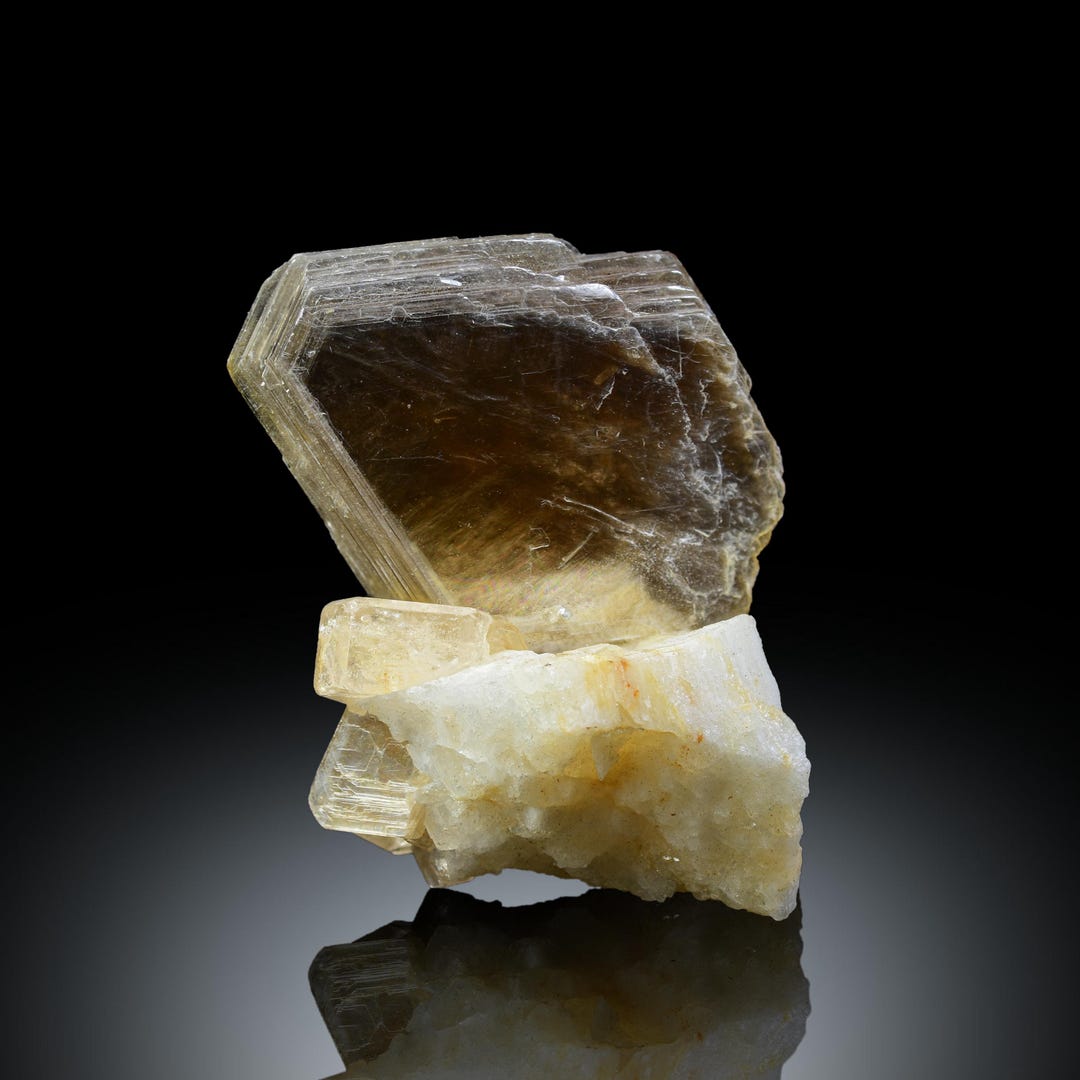 Fluorapatite Crystal Specimen 48.60ct With Mica & Feldspar . Unique ...