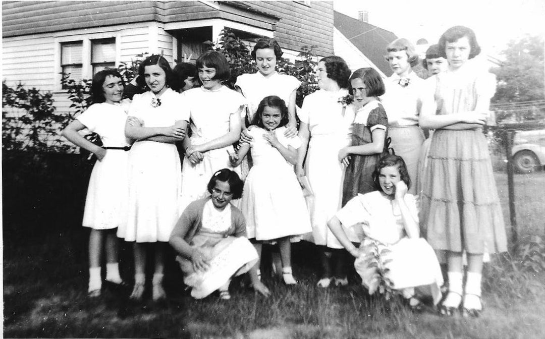 Vintage Photo - Girls Graduation Day - 1950 Original - Thirteen Girls ...