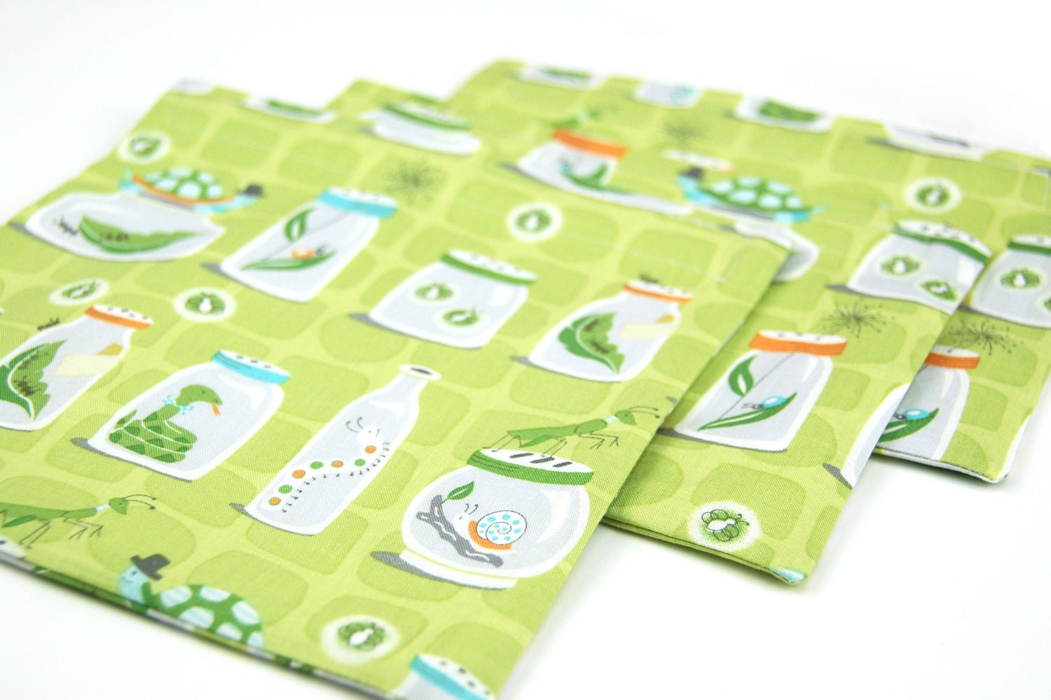 Reusable Sandwich and Snack Sack Kit in Backyard Baby Bug Jars Green by ...