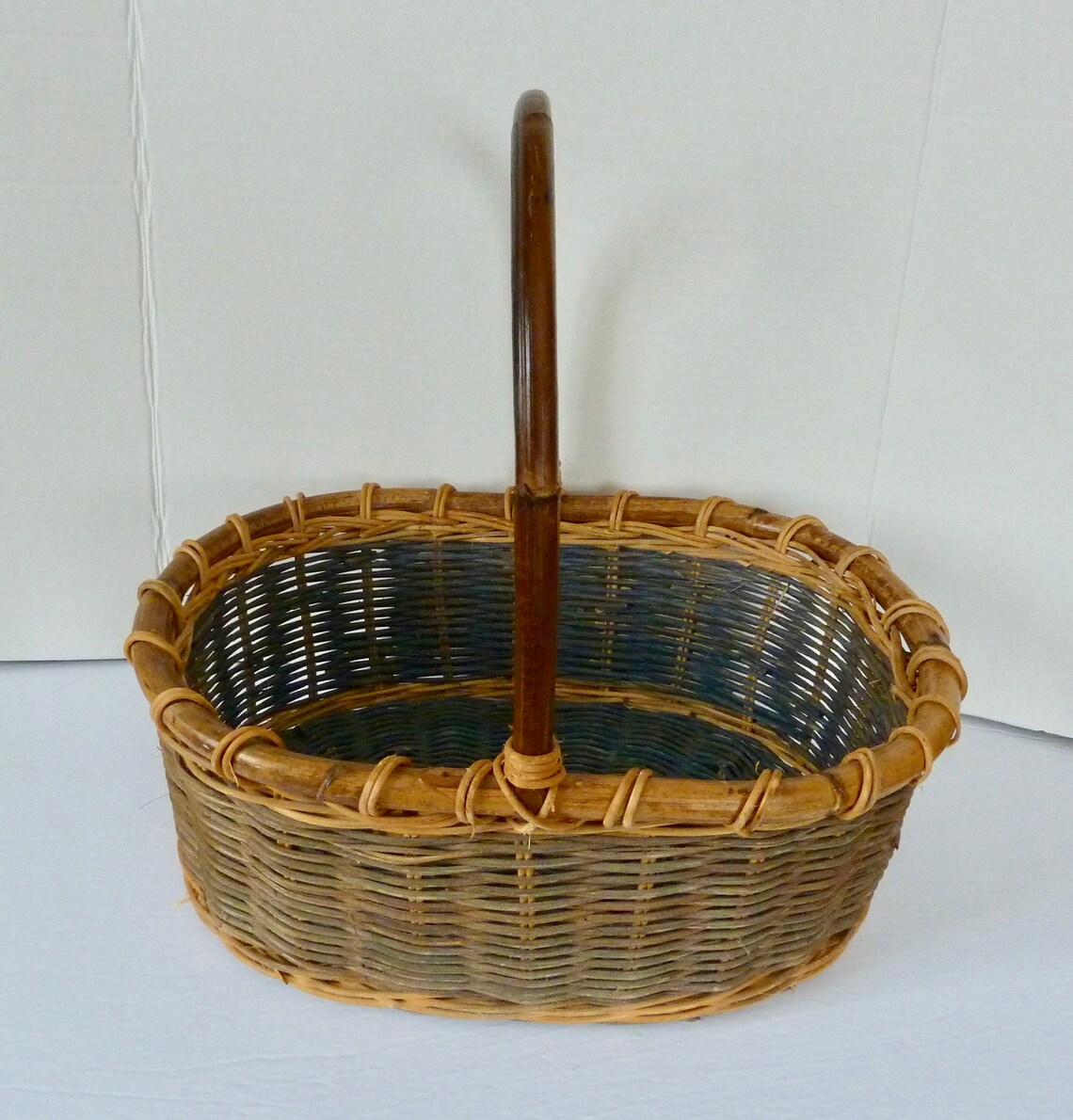 Vintage Large Wicker Basket With Bamboo Handle and Rim - Etsy