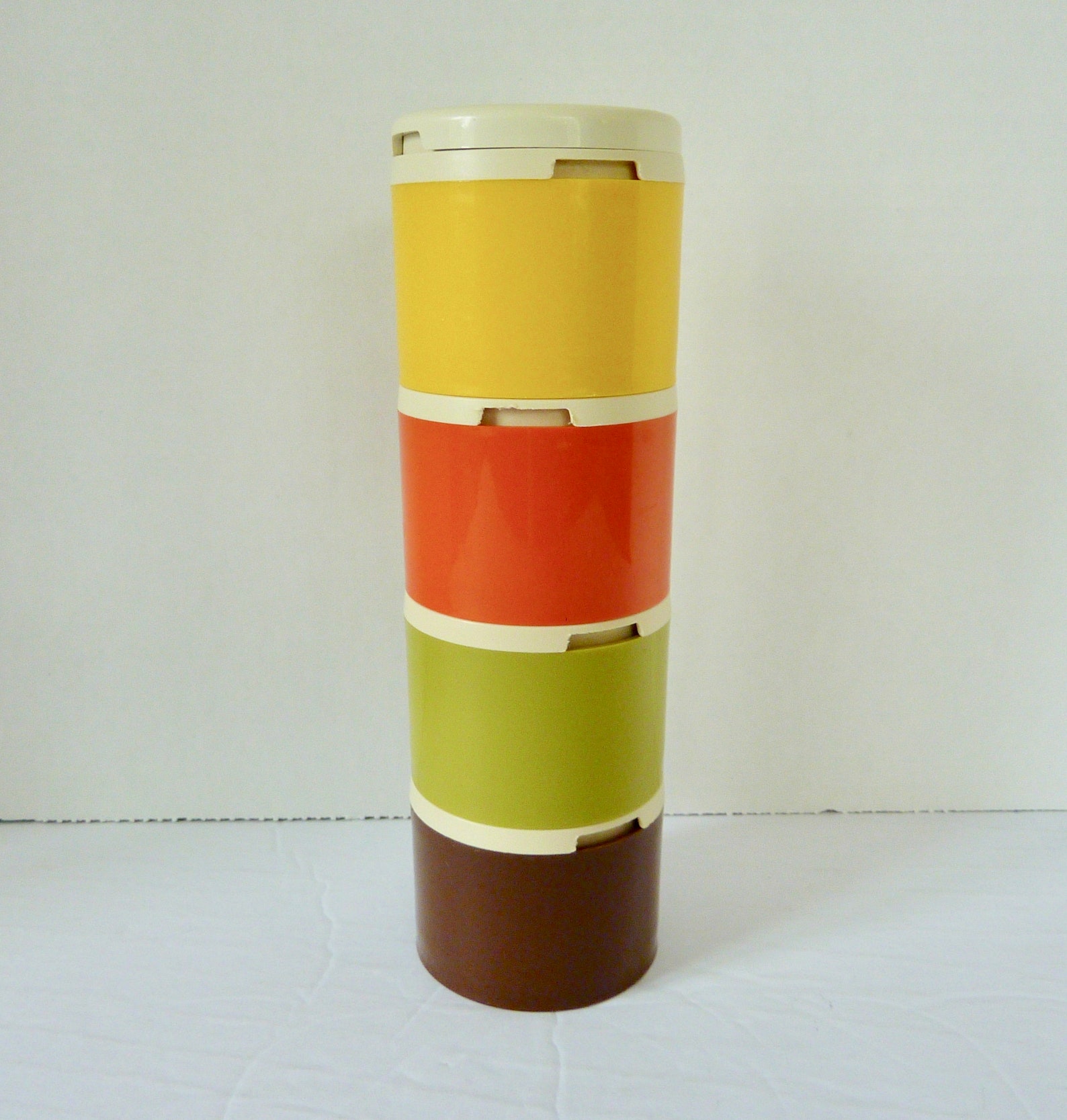 Vintage Retro Tupperware Stackable Spice Shakers #1308 in Harvest ...