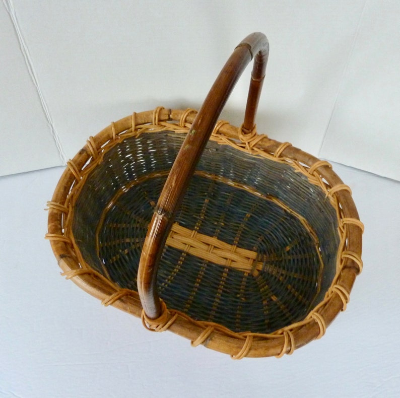 Vintage Large Wicker Basket With Bamboo Handle and Rim - Etsy