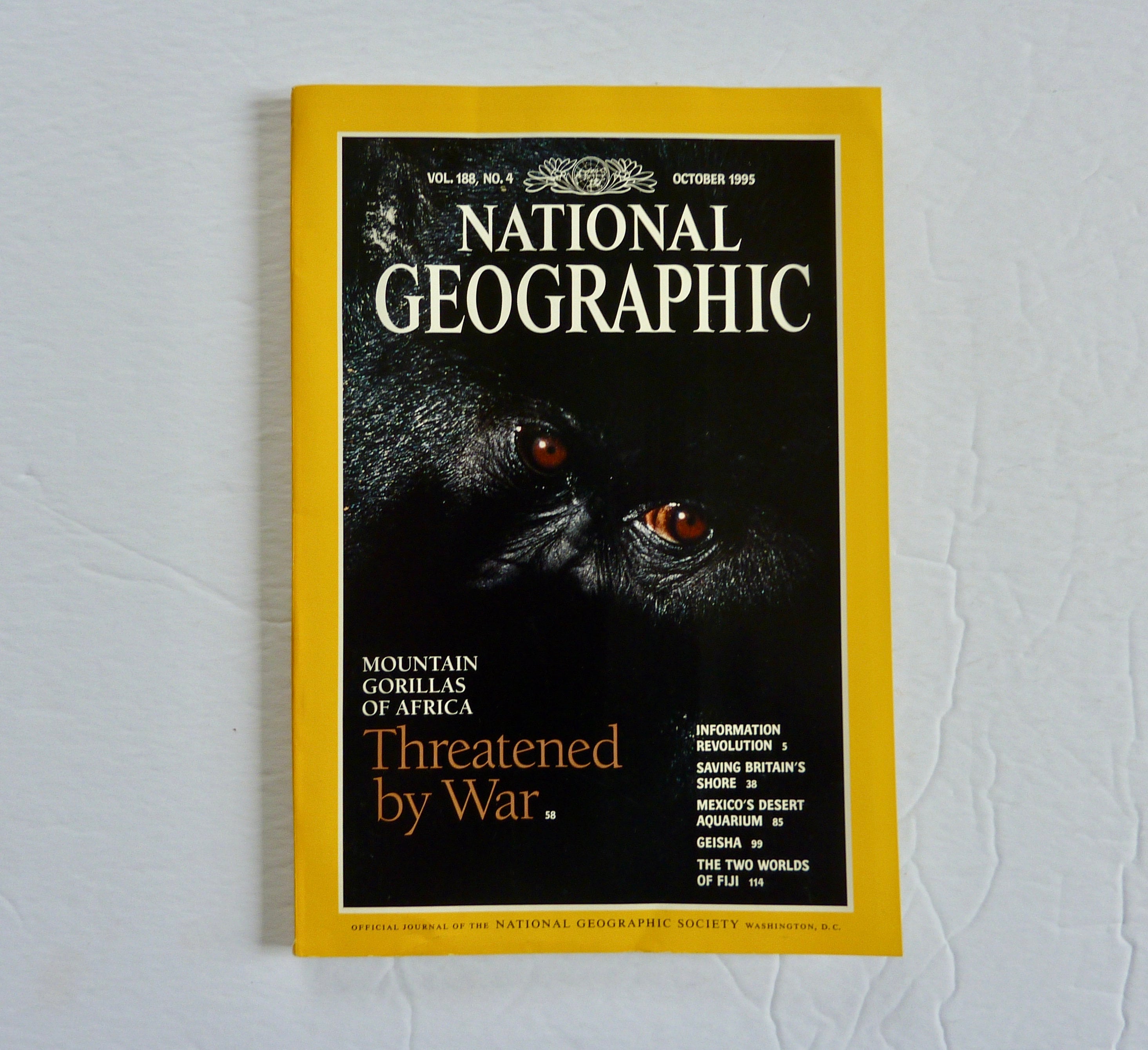 Vintage National Geographic Magazine, October 1995, Vol.188, No.4 ...